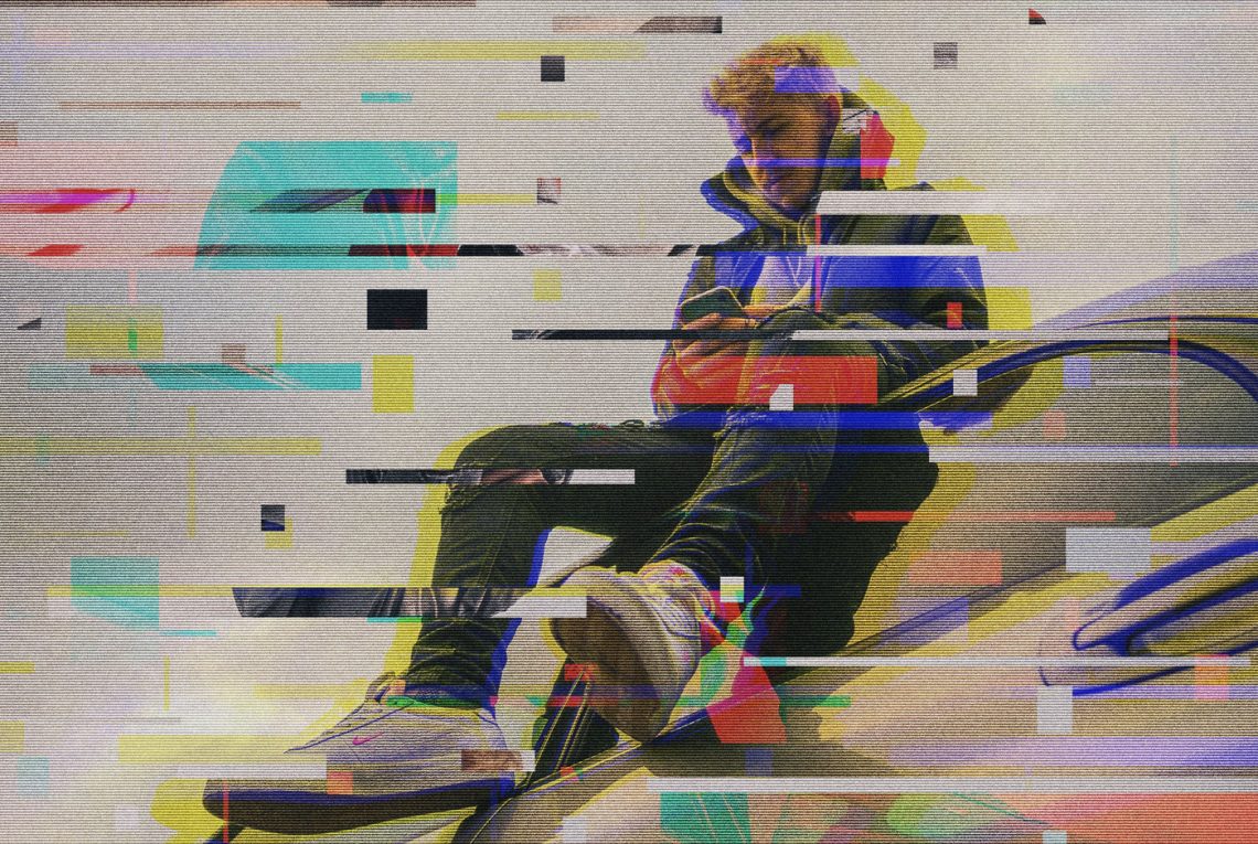 Free Screen Glitch Photo Effect - The Designest